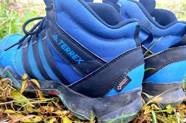 ゴアテックス®の靴おすすめ13選！種類と選び方を徹底解説！ | 【TSURI HACK】日本最大級の釣りマガジン - 釣りハック