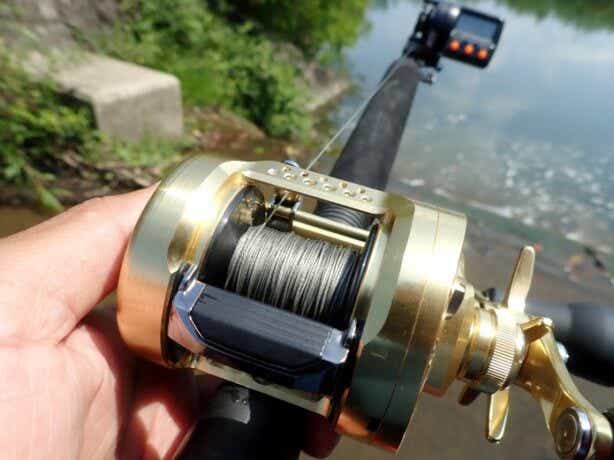 23カルカッタコンクエストMDをインプレ！対モンスター用の丸型フラッグシップの実力は？ | TSURI HACK[釣りハック]