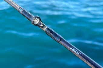 紅牙 EXを実釣インプレ！使ってわかったフラッグシップモデルの魅力とは | TSURI HACK[釣りハック]